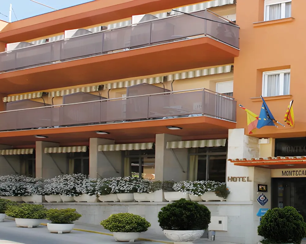 hotel medium montecarlo | Costa Brava | Official website