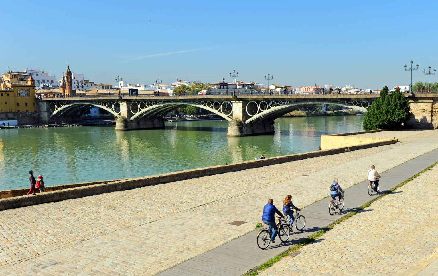 Hotel Bécquer **** | Seville | Official website